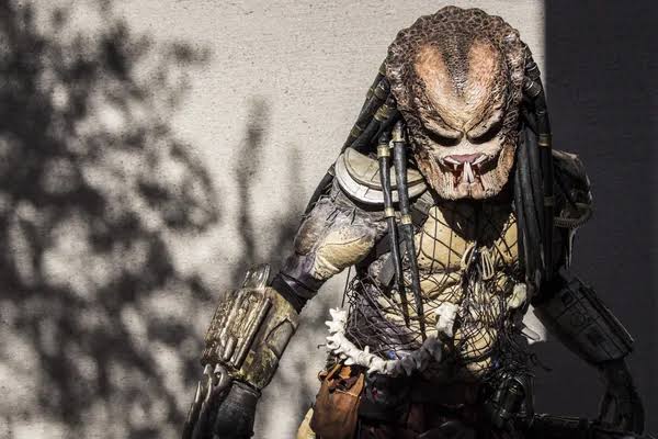 PREDATOR VS AVATAR Sizce Hangi uzaylı türü Teke tek kapışmada yenebilir ...