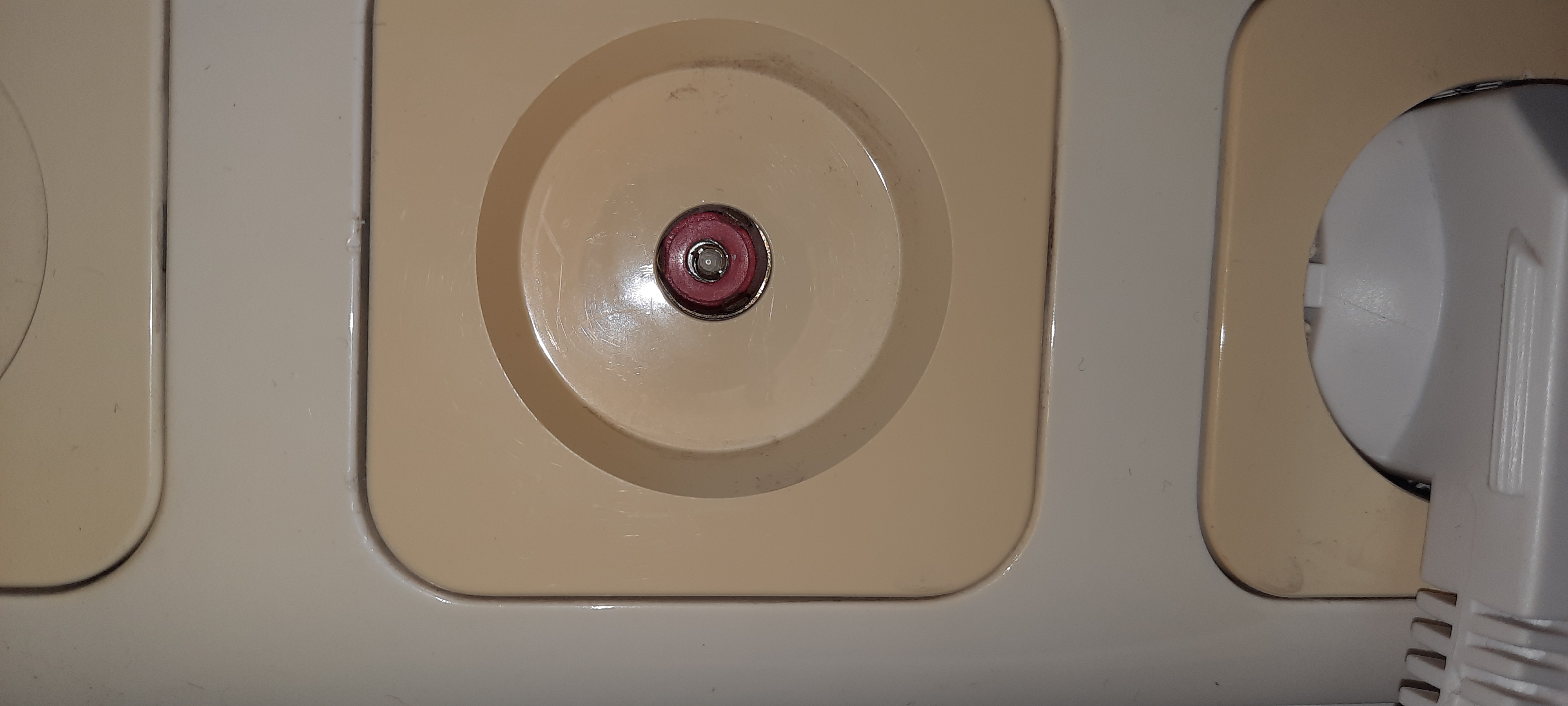 Ev hoparlör sistemininin çıkışını nasıl değiştirim ? | Donanım Arşivi Forum