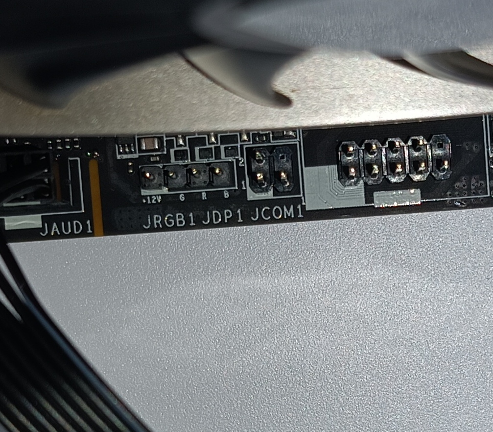 Argb kablo bağlantısı hakkında yardım | Donanım Arşivi Forum